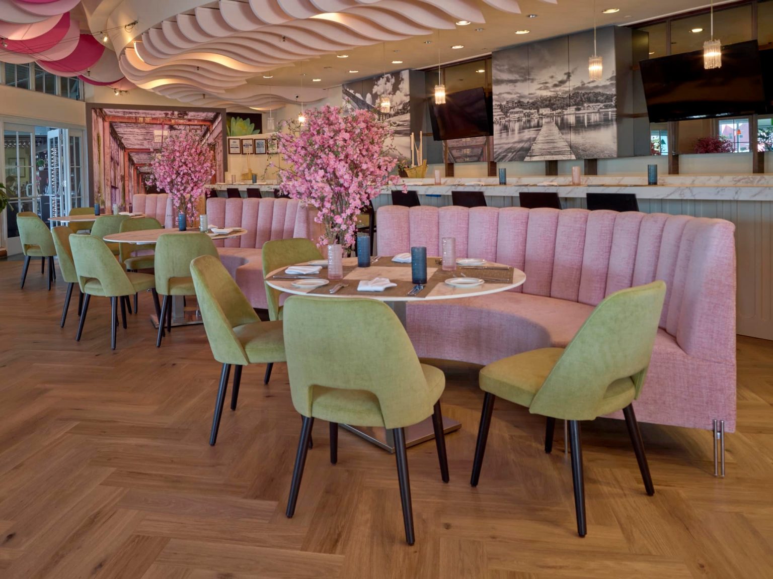 Harbourfront – Dining Bermuda